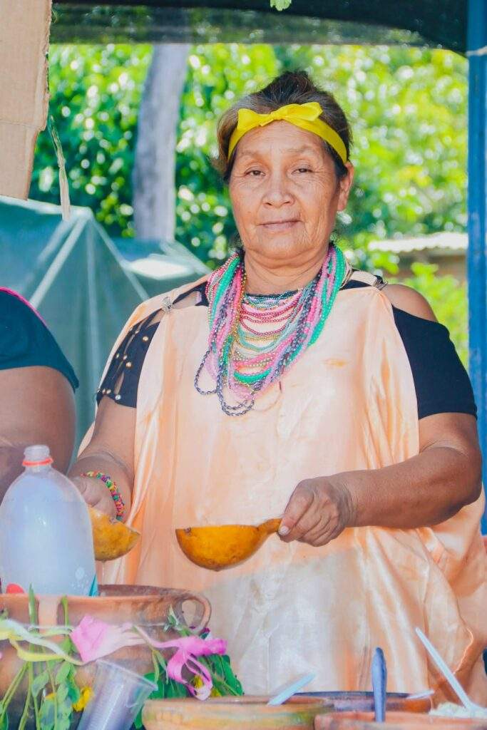 POSTALES: «Arete Guasu» Fiesta Grande del Pueblo Guaraní